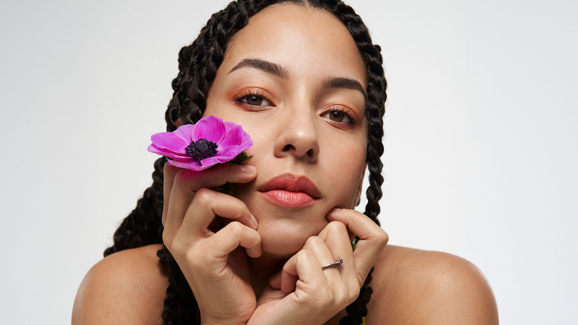 Barnmorskan Asabea Britton startar bristningsskola på Instagram ...